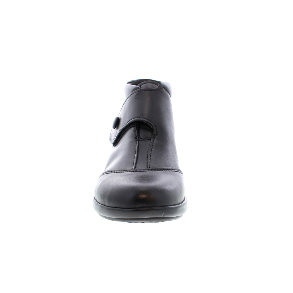 Volks Walkers Bruna | Black – Sole City Shoes