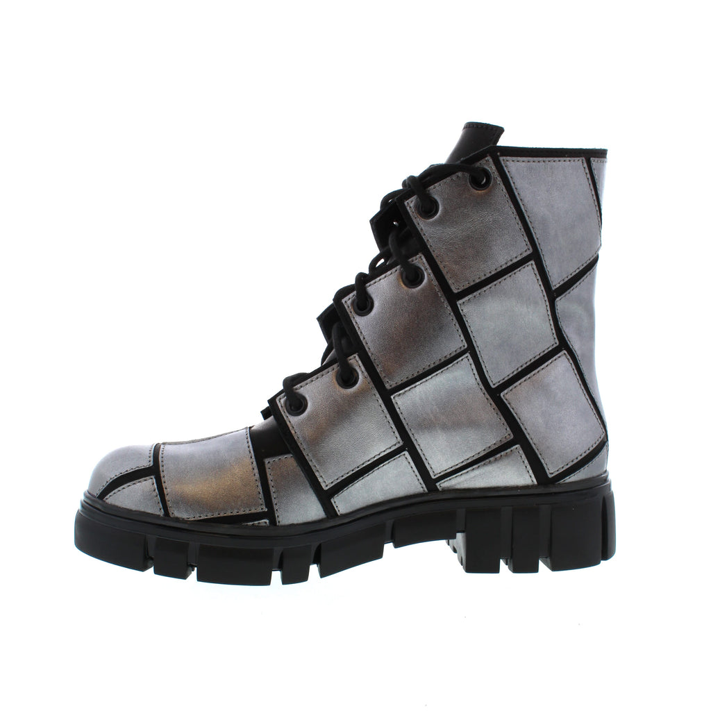 DYAN Joyce | Silver/Black – Sole City Shoes